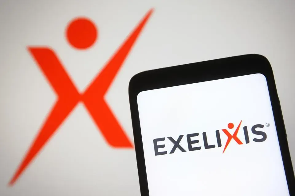 Exelixis Shares Drop Amid Mixed Outcomes from Late-Stage Cancer Trials