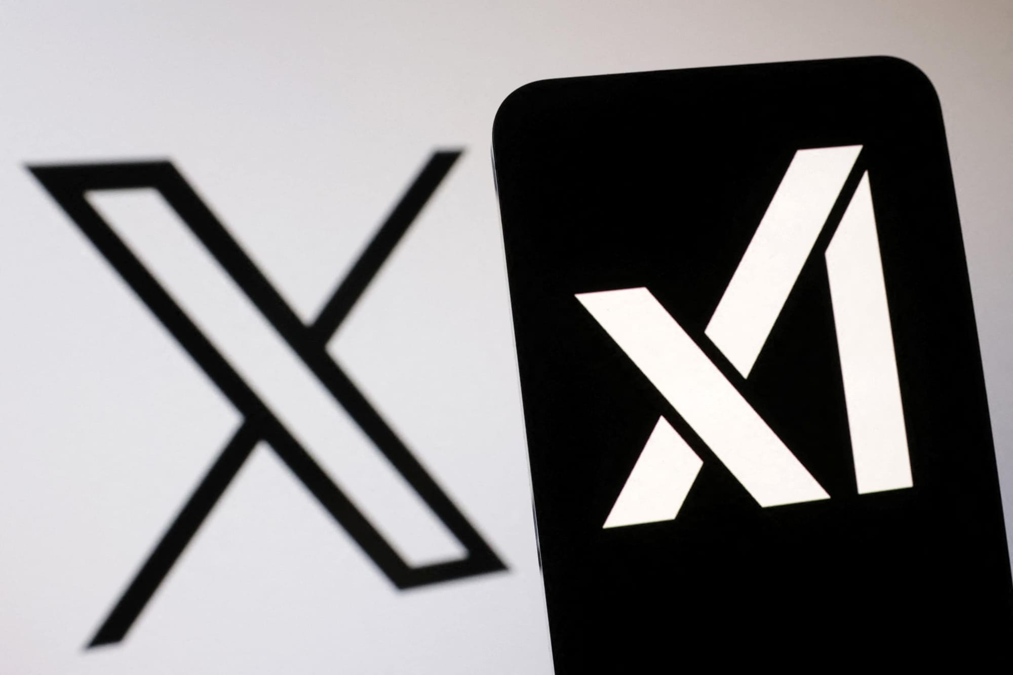 SpaceX's $1.25T Fusion: xAI Acquisition Fuels Hottest IPO Buzz