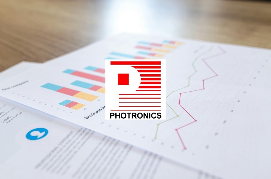 Photronics Q3: Flat Revenue, Heavy Capex and Buybacks Amid FX Headwinds